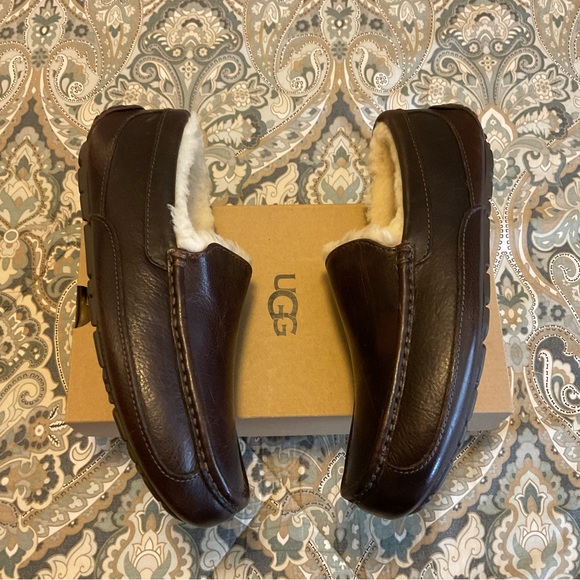 UGG | Shoes | New Ugg Ascot 5379 China Tea Leather Sleeper Mens Sz 8 ...